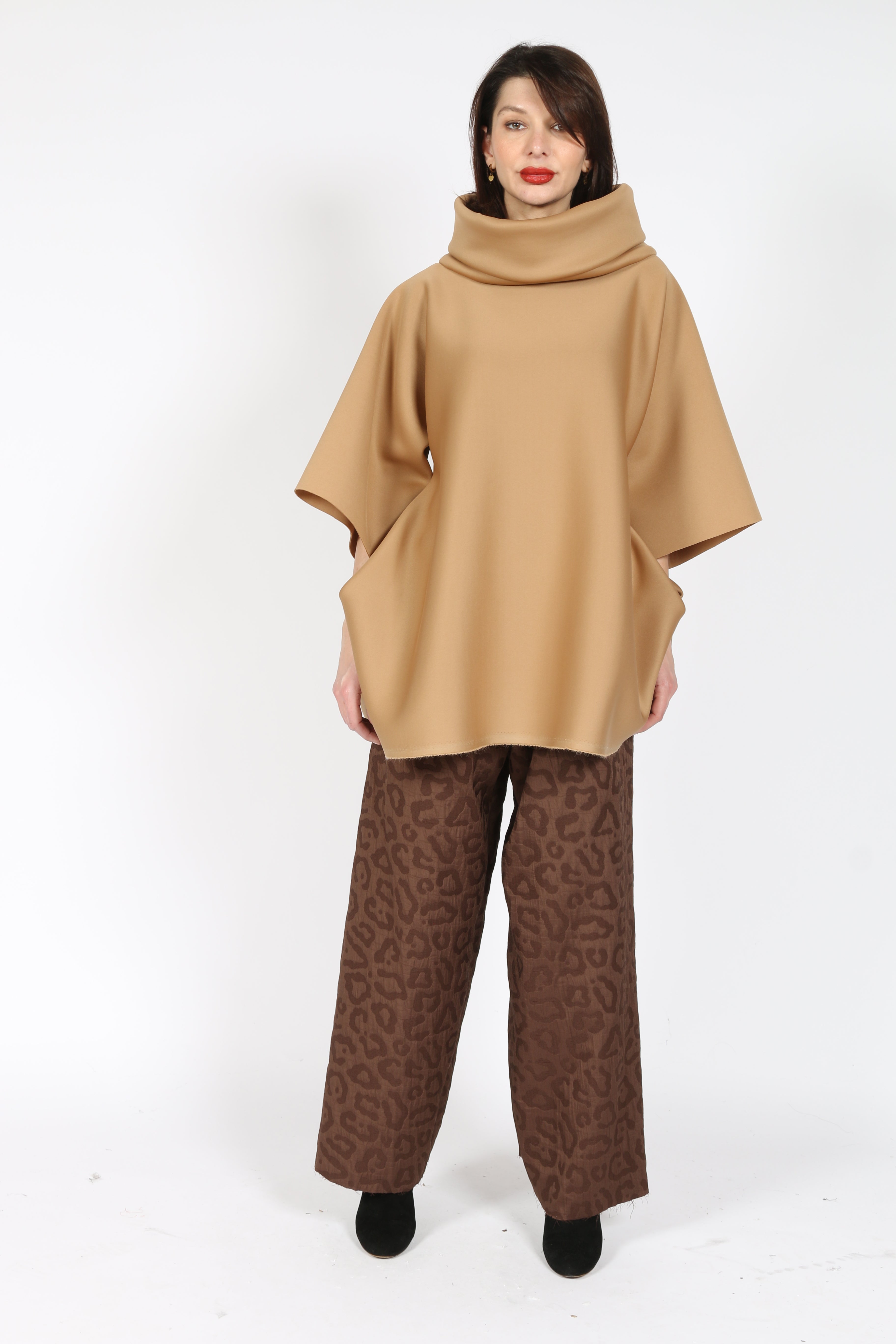 Wearable Art Clothing For Confident Women – HEYDARI